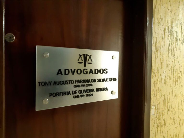 Placas Informativas - Acrílicos Paraná